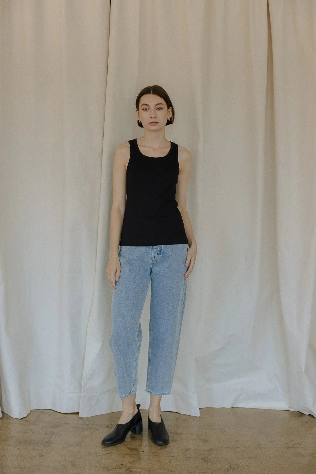 Mod Ref Marra Jeans – Classic High-Waisted Straight-Leg Denim